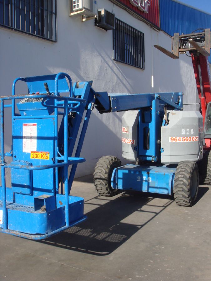 GENIE Z34/22 IC - Maquinaria industrial